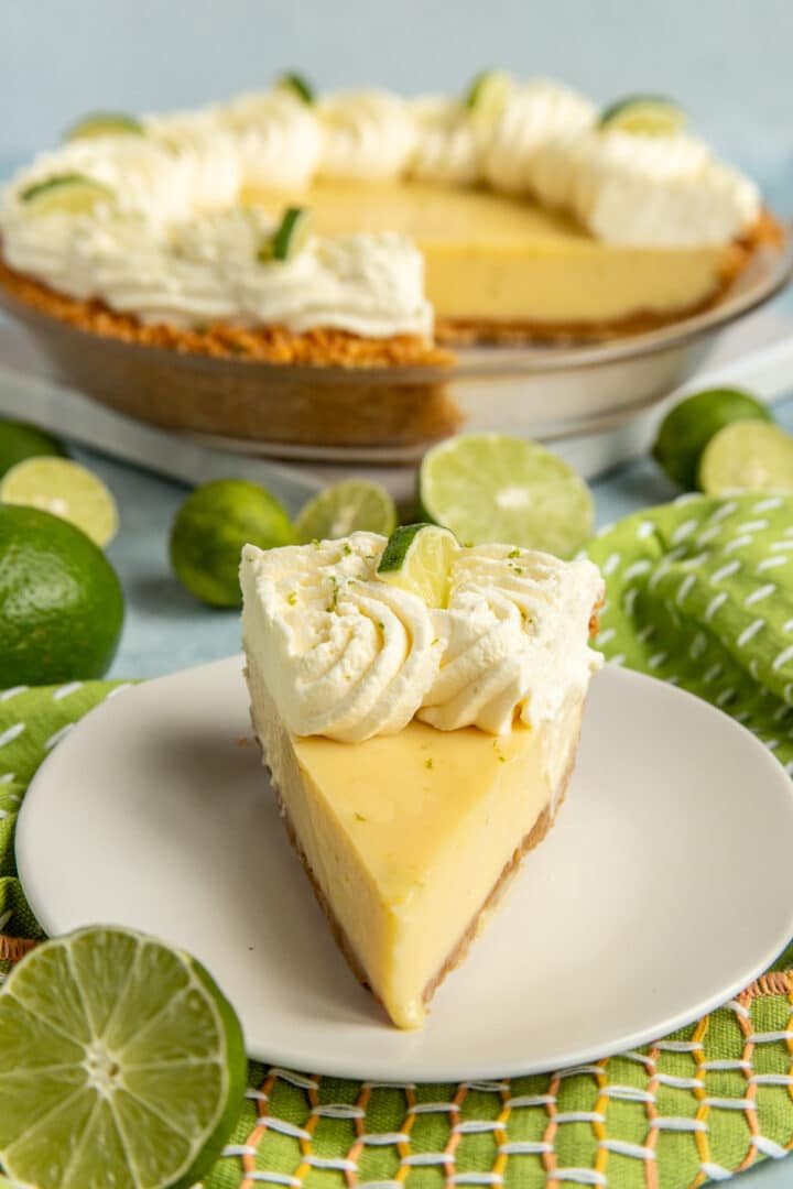 20 Lemon and Citrus Desserts to Make Throughout the Winter - Bakes by ...