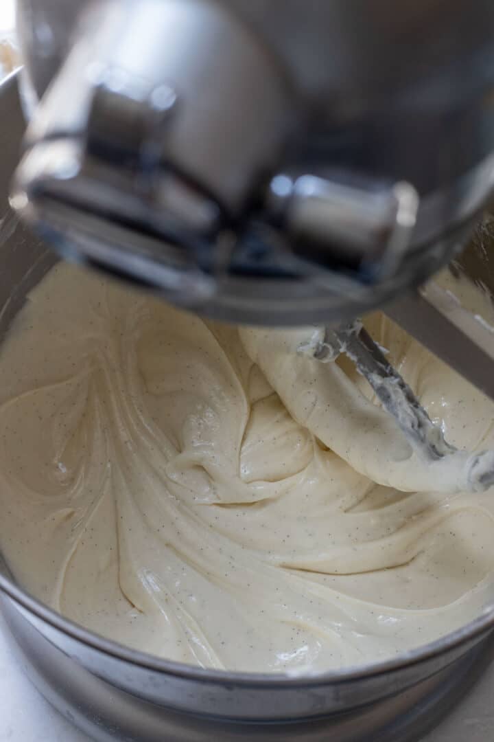 Moist Vanilla Bean Cupcakes with Sour Cream - Bakes by Brown Sugar