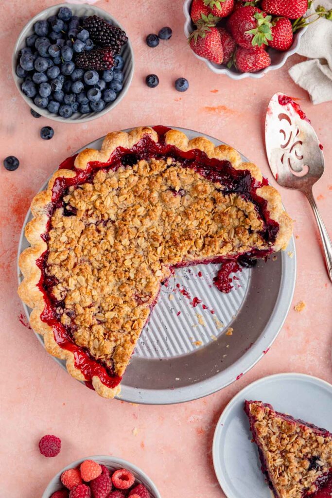 Mixed Berry Crumble Pie with Fresh Berries
